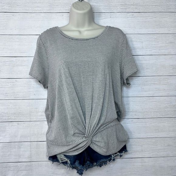 Max Studio | Tops | Maxstudio Gray White Striped Scoop Neck Twist Front ...